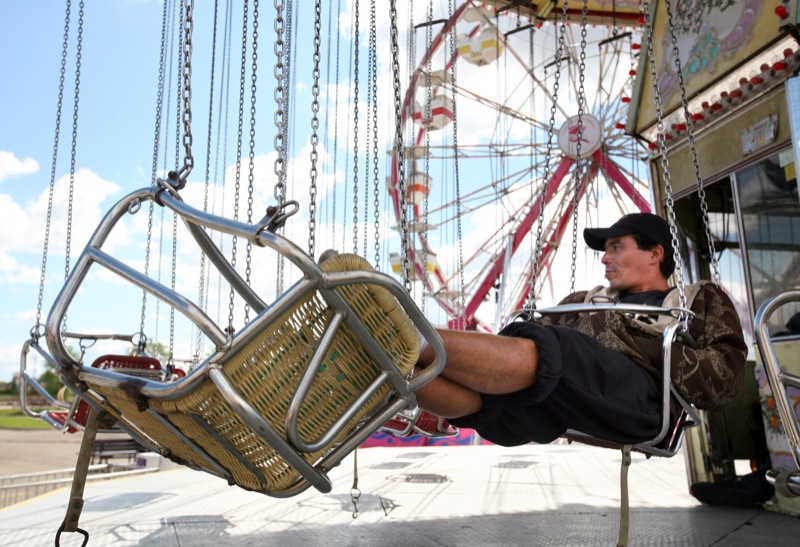 VIDEO: Summer Fair setup – Brandon Sun