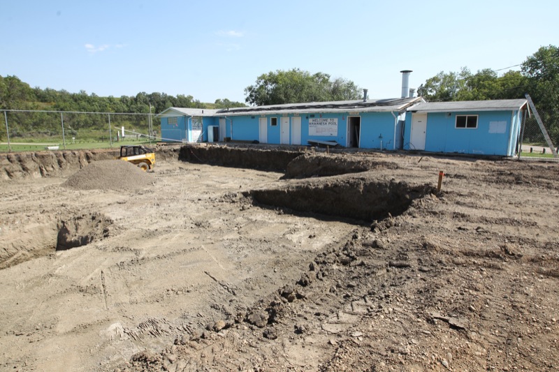 Wawanesa bids final farewell to swimming pool – Brandon Sun