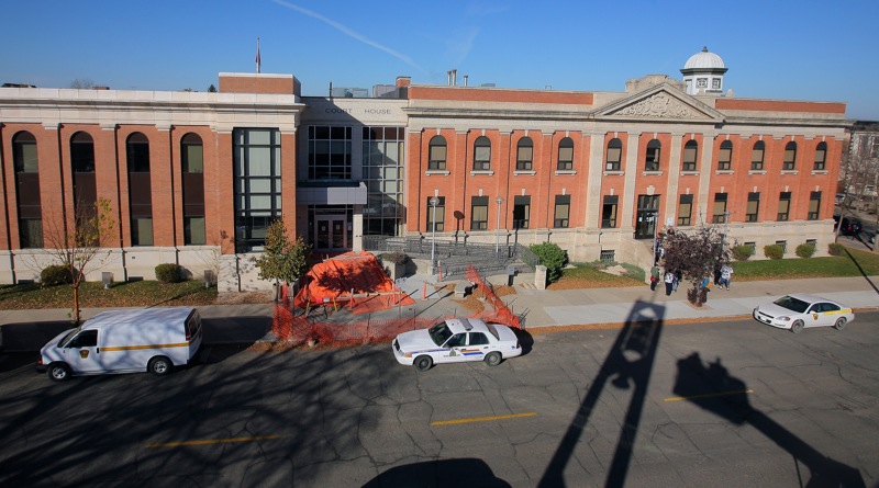 Wanted man spotted in courthouse – Brandon Sun