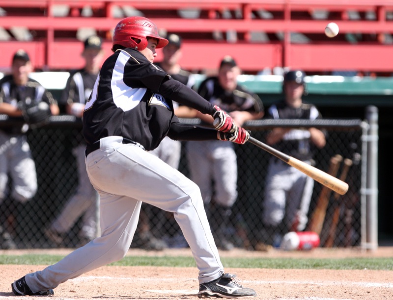 Virden chucker on the ball – Brandon Sun