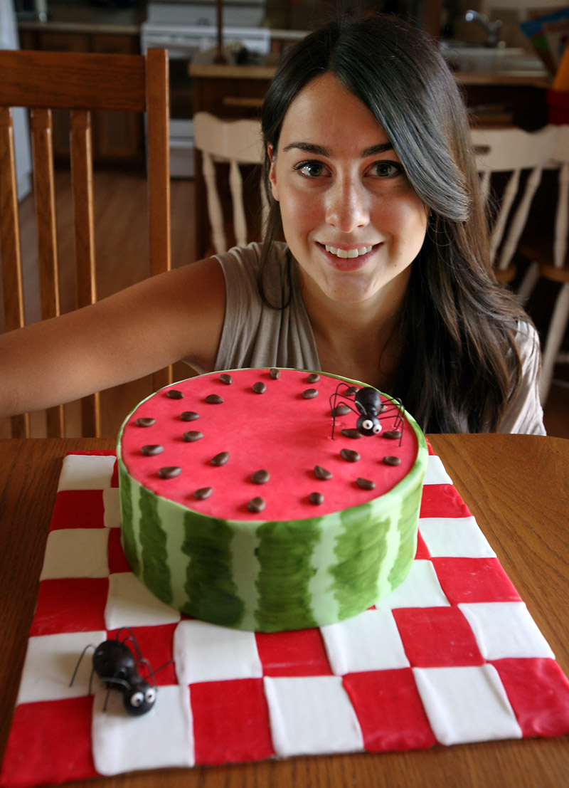 BU student has knack for making specialty cakes – Brandon Sun