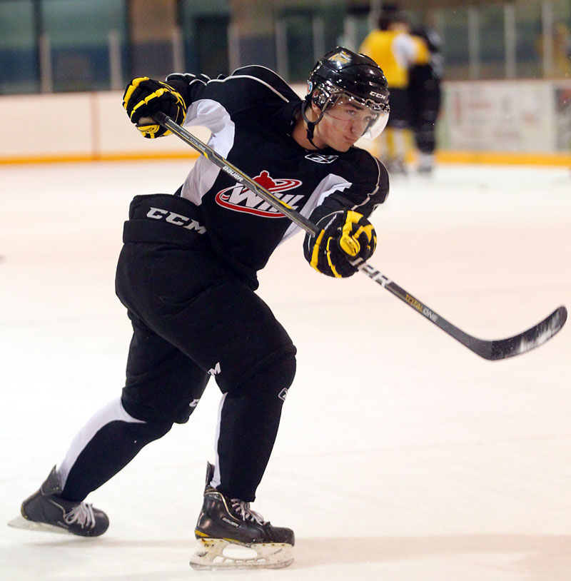WHL NOTEBOOK: Seaman showing offensive upside – Brandon Sun