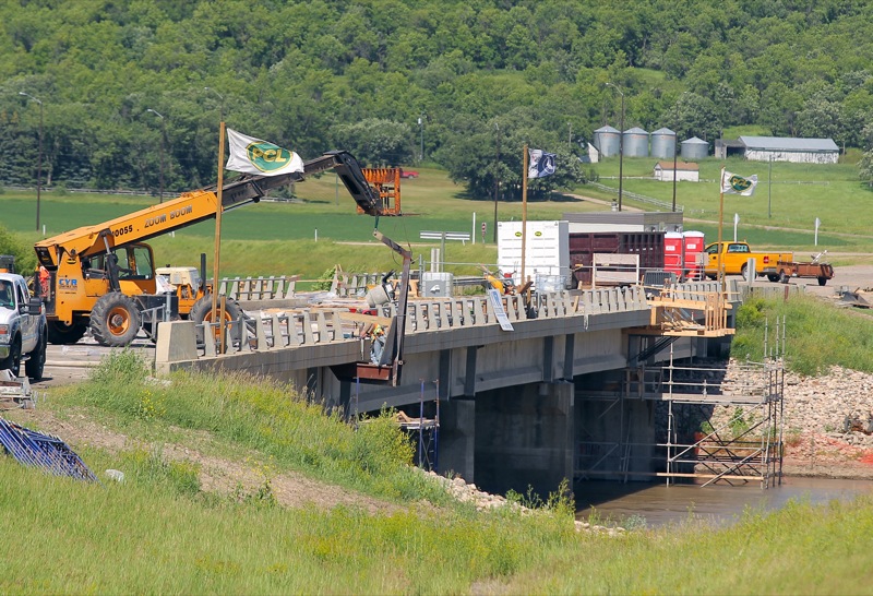 Bridge repairs ‘challenging’ for farmers: Whitehead CAO – Brandon Sun