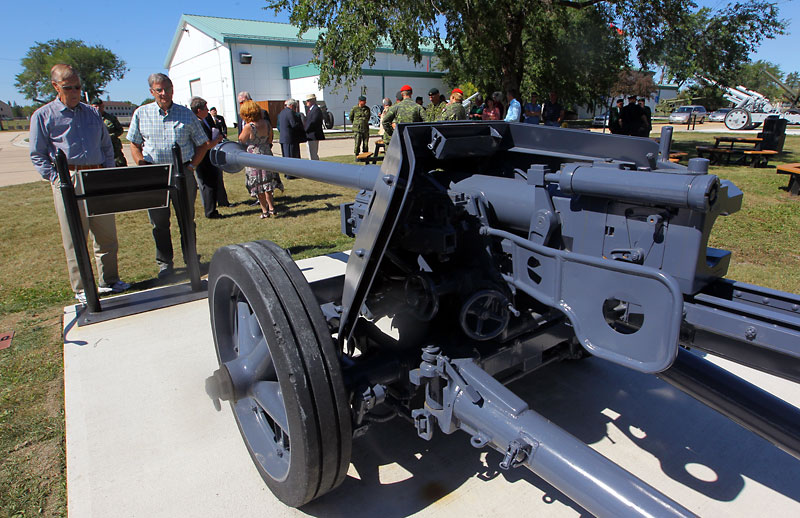 Crowd turns out for reopening of RCA Museum’s Gun Park – Brandon Sun