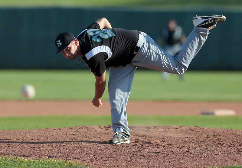 Cloverleafs count on batting breakthrough – Brandon Sun