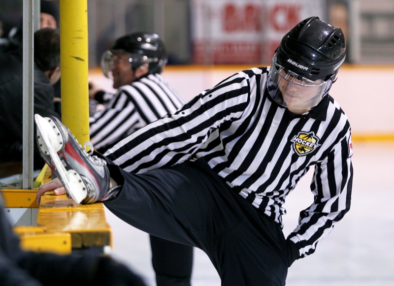 Incident reignites debate over rink etiquette – Brandon Sun