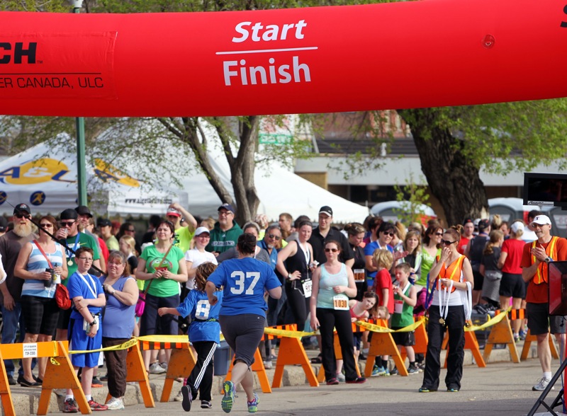 Record number take part in Y Run – Brandon Sun