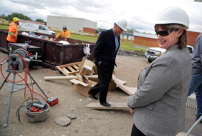 School’s new gym takes shape – Brandon Sun
