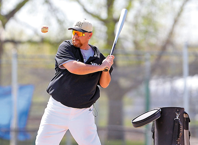 Brandon coach handed keys to Canada Games baseball team – Brandon Sun