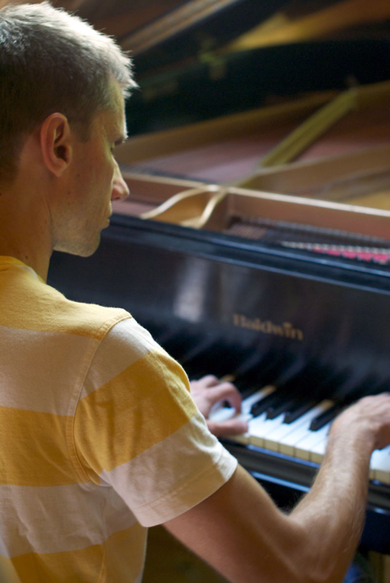 Stetch set to tickle ivories at Music Studio – Brandon Sun