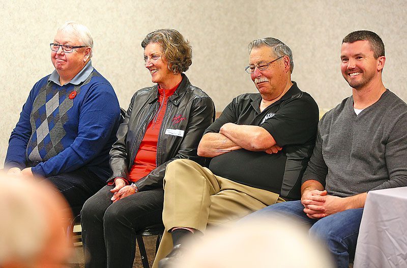 Hall of Fame inductees have a ball reminiscing – Brandon Sun