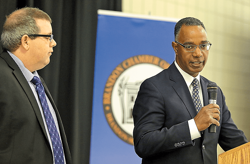 Report blasts joint biz school proposal – Brandon Sun