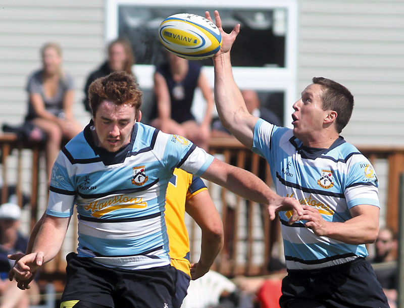 Short-handed Barbarians stick together, pull out win – Brandon Sun