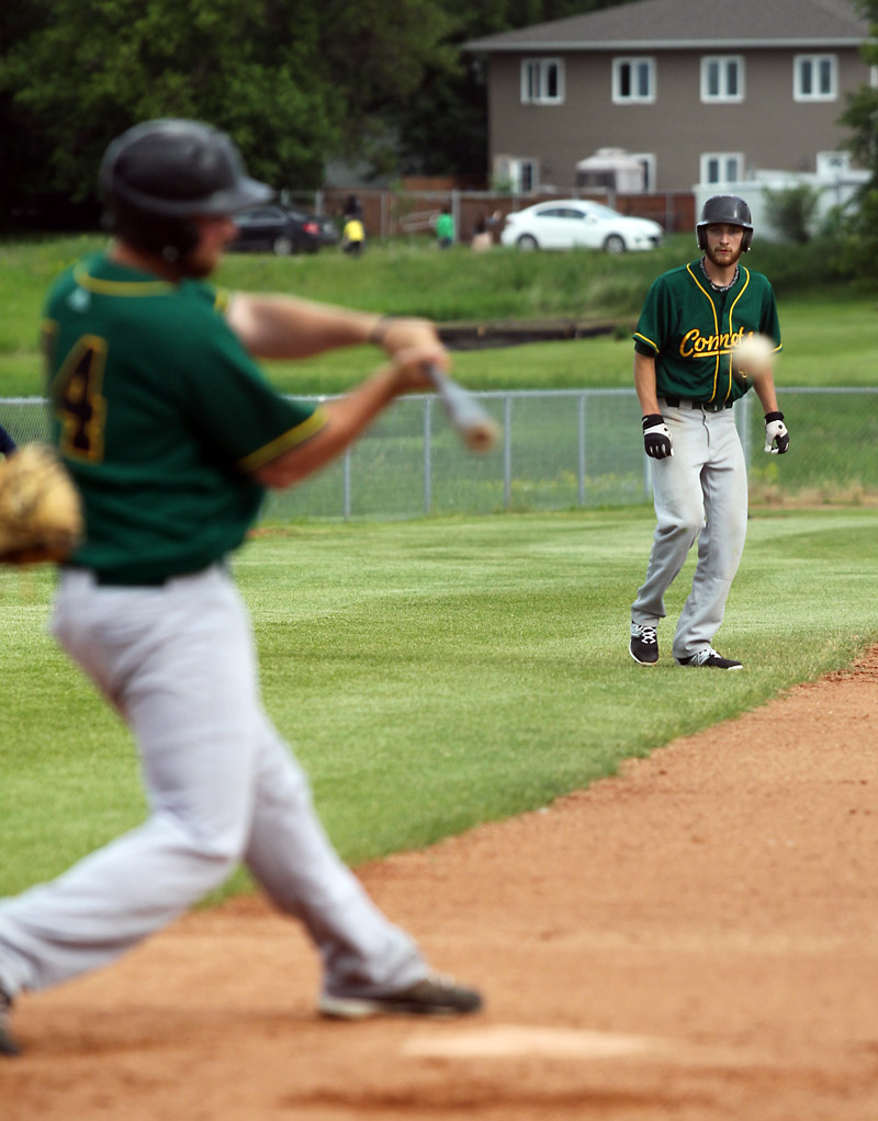 Comets blank Knights – Brandon Sun