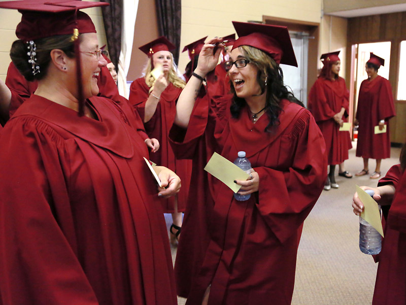 Diploma worth the wait for grads – Brandon Sun