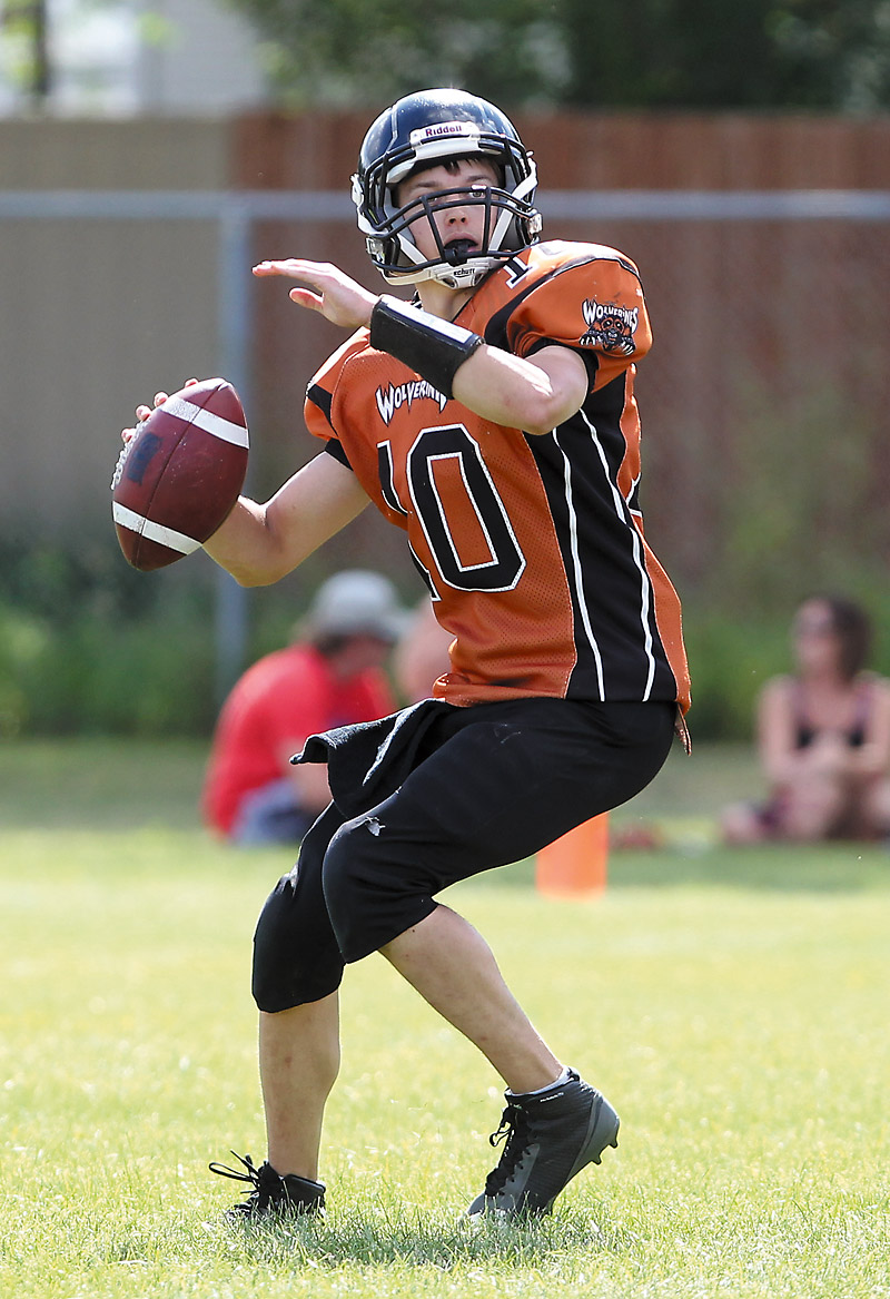 Mott gives Westman Wolverines mobility, leadership at quarterback ...