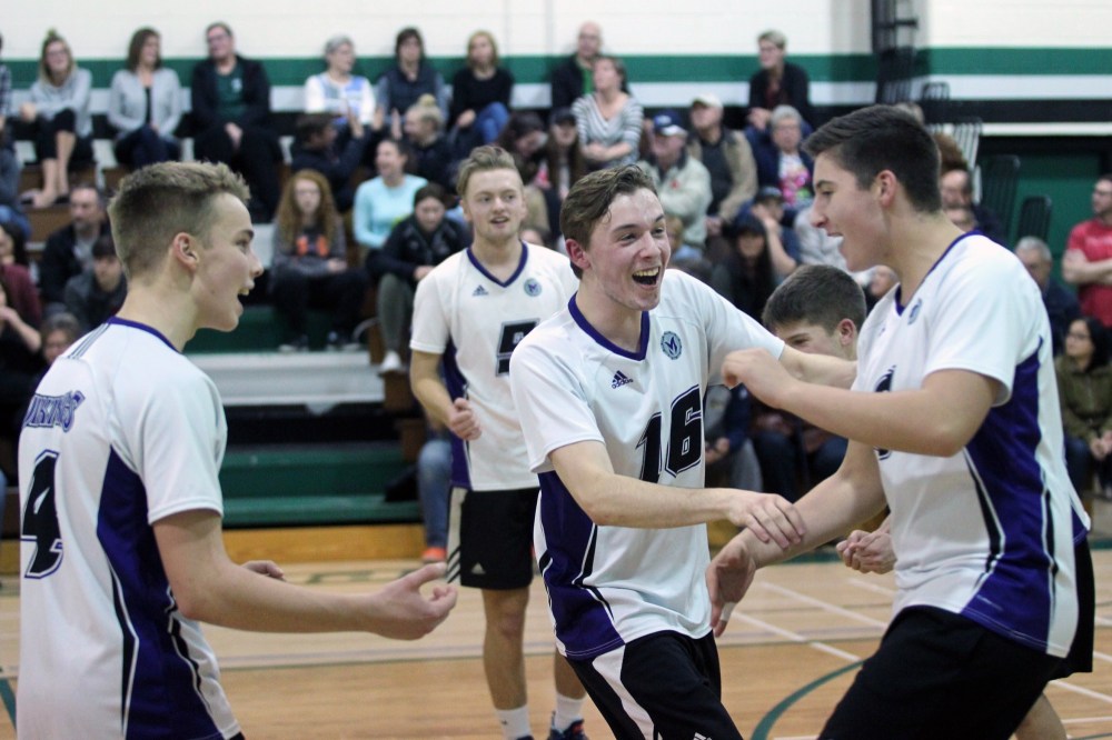 Vikings remain atop city throne – Brandon Sun