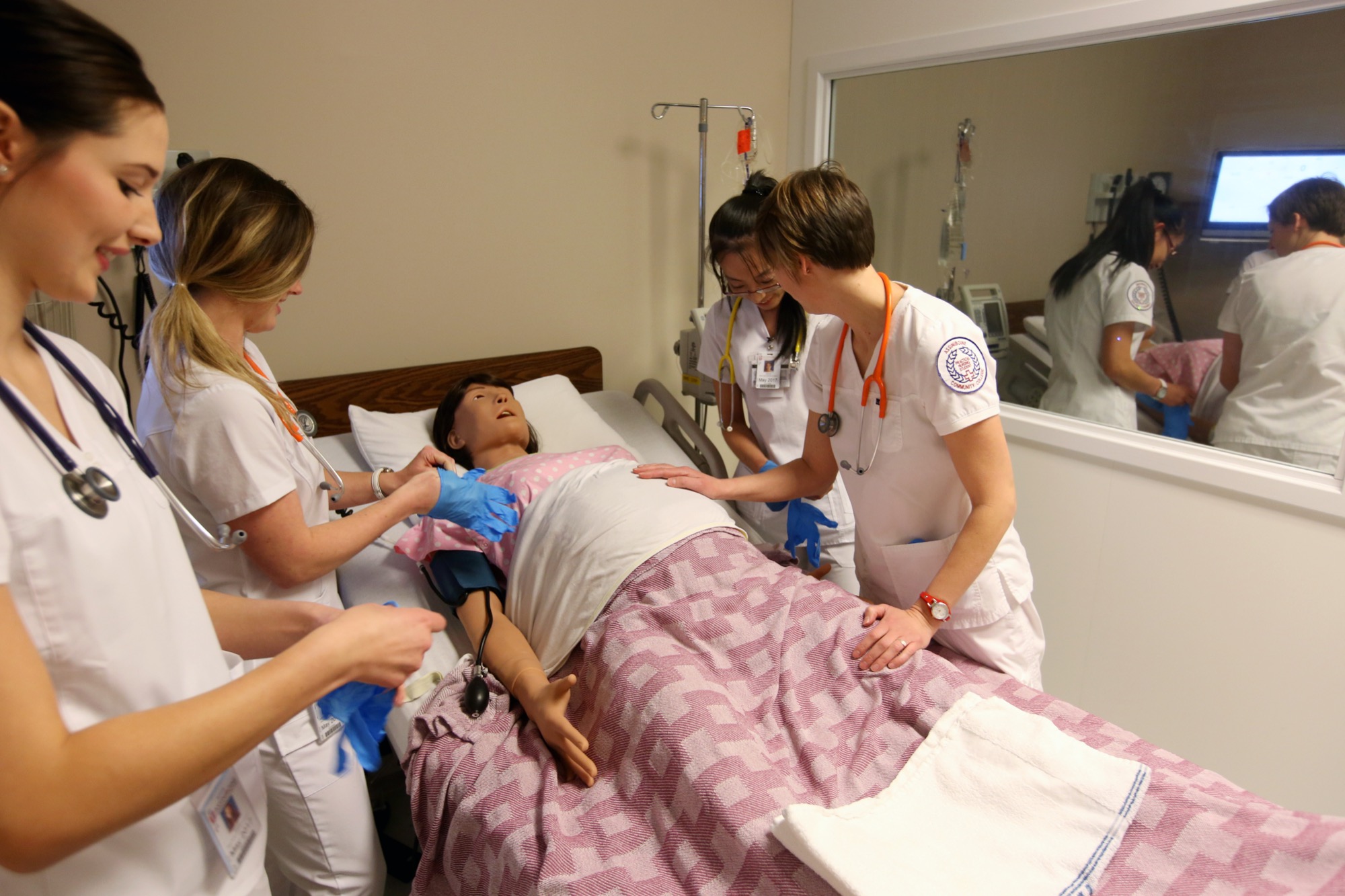 New lab gives ACC nursing students hands-on preparation for medical ...