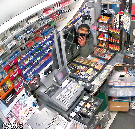 Brandon police release photo of robbery suspect – Brandon Sun