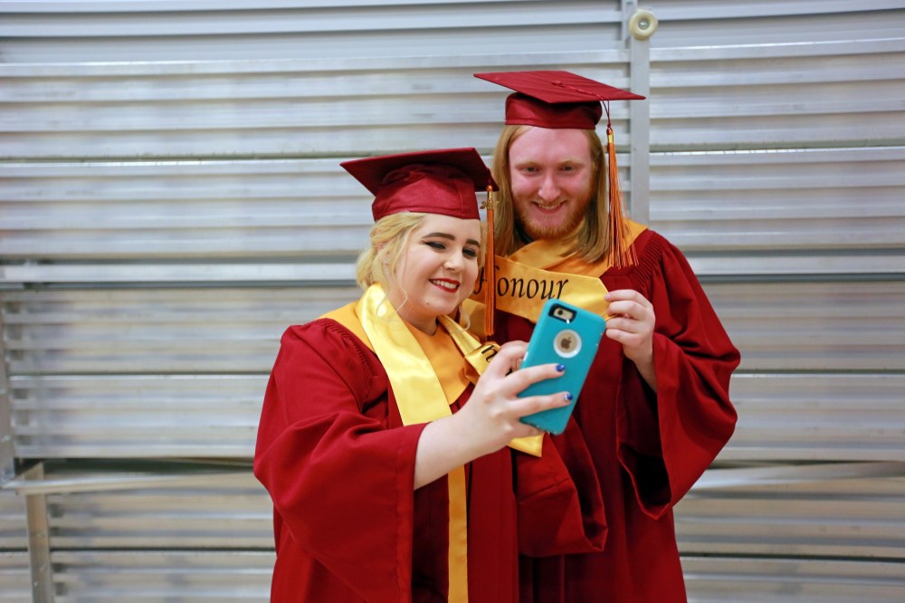 Crocus Plains grads urged to look ahead to the future – Brandon Sun