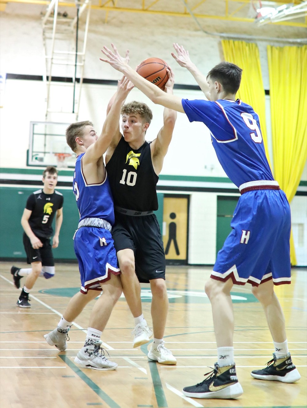 Spartans prevail in BSSI opener – Brandon Sun