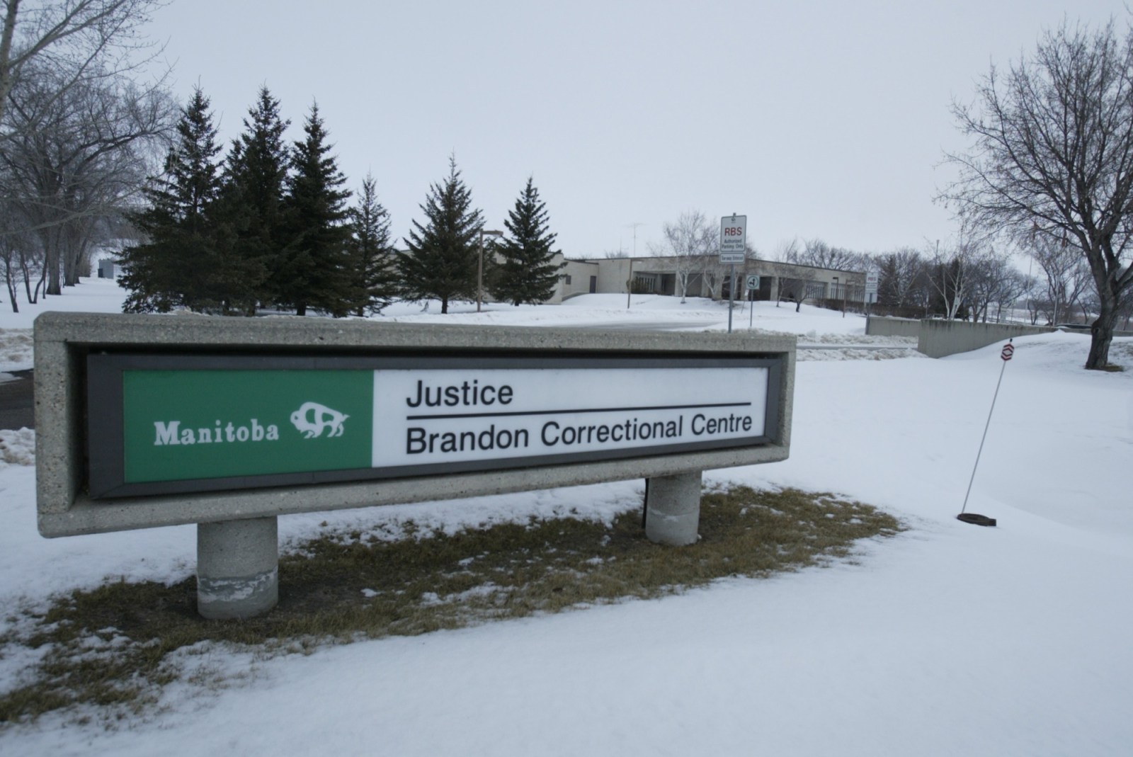 Inmates charged in jailhouse assault – Brandon Sun