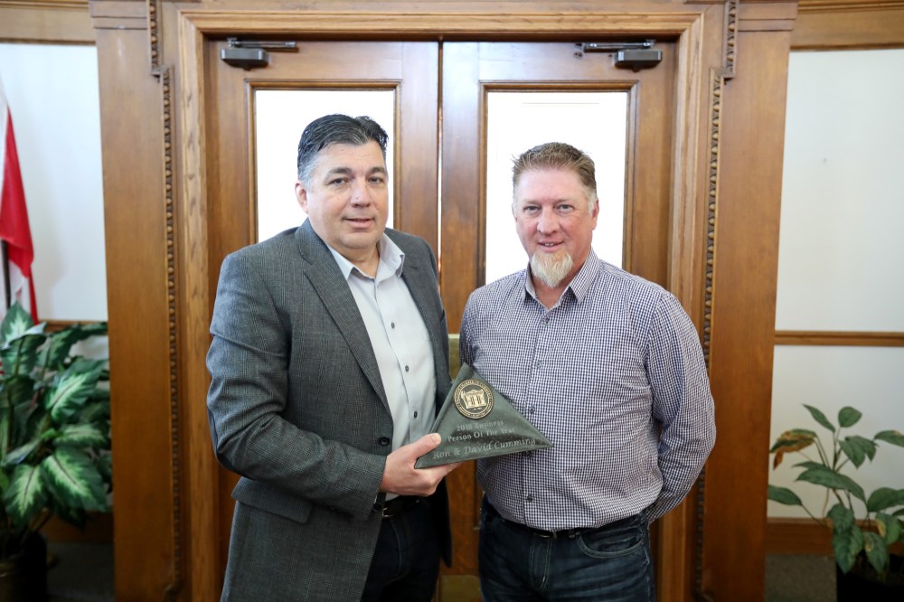 Cummings share Chamber’s top award – Brandon Sun
