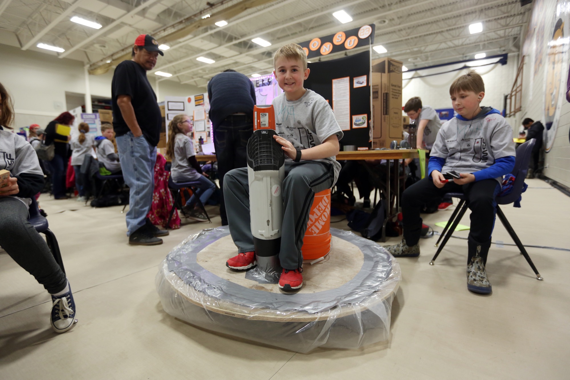 Students show off projects at science fair – Brandon Sun