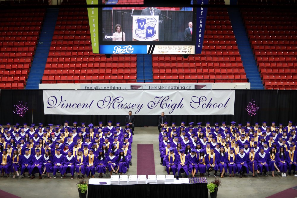 Vincent Massey graduates cherish special recognition – Brandon Sun