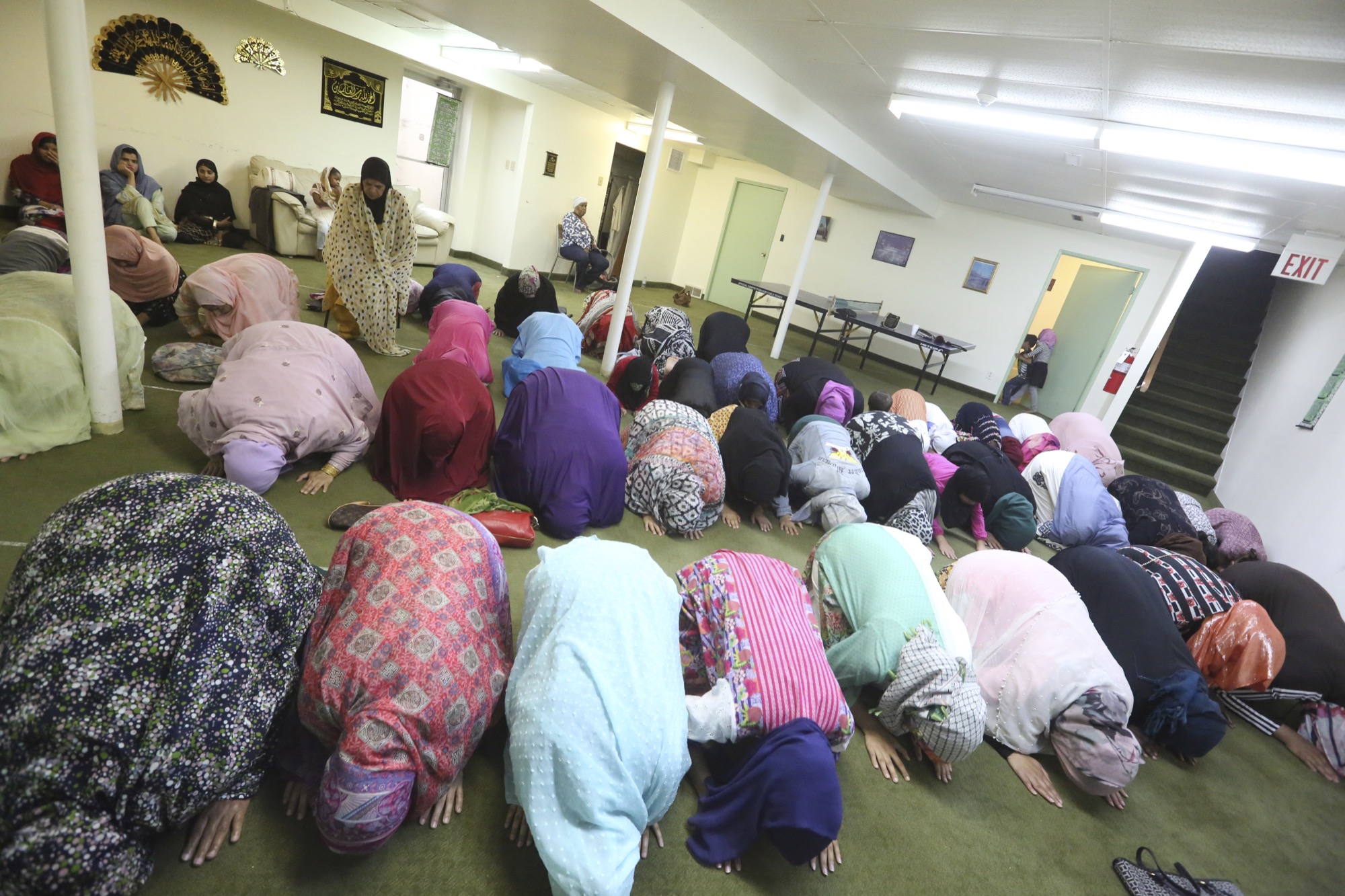 Islamic Centre fills to capacity on Friday – Brandon Sun
