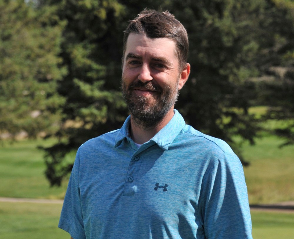 Local professionals help kids learn game of golf – Brandon Sun