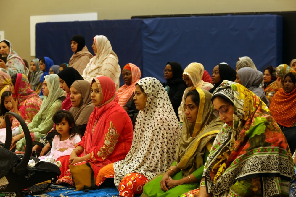 Hundreds gather at George Fitton School to celebrate Eid – Brandon Sun