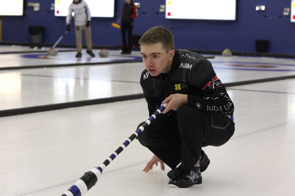 Two-sport McDonald wins junior curling title – Brandon Sun