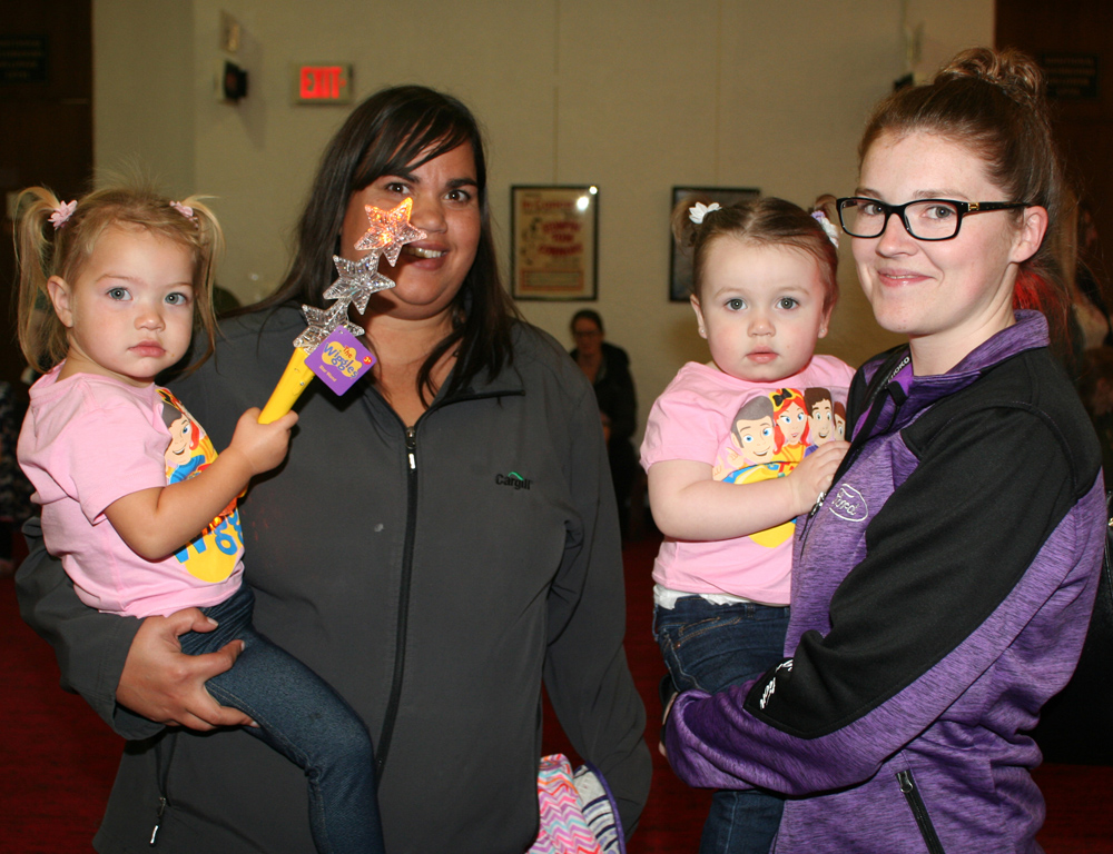 Wiggles win kids’ hearts – Brandon Sun