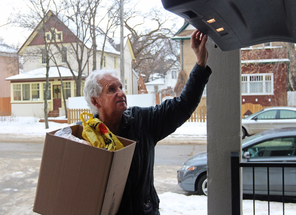 Couple makes tradition of delivering Christmas Cheer – Brandon Sun