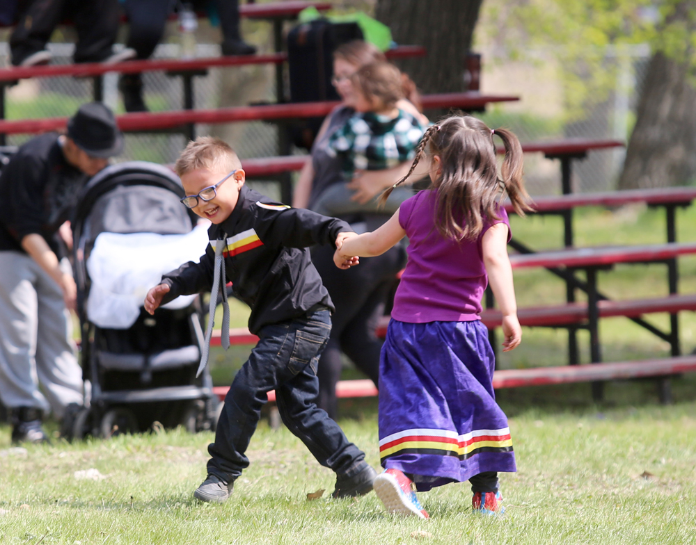 Ceremony salutes Indigenous student success – Brandon Sun