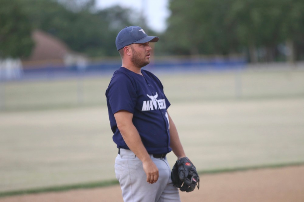 INSIDE THE PARK — Hutton makes seamless switch to Rivers – Brandon Sun