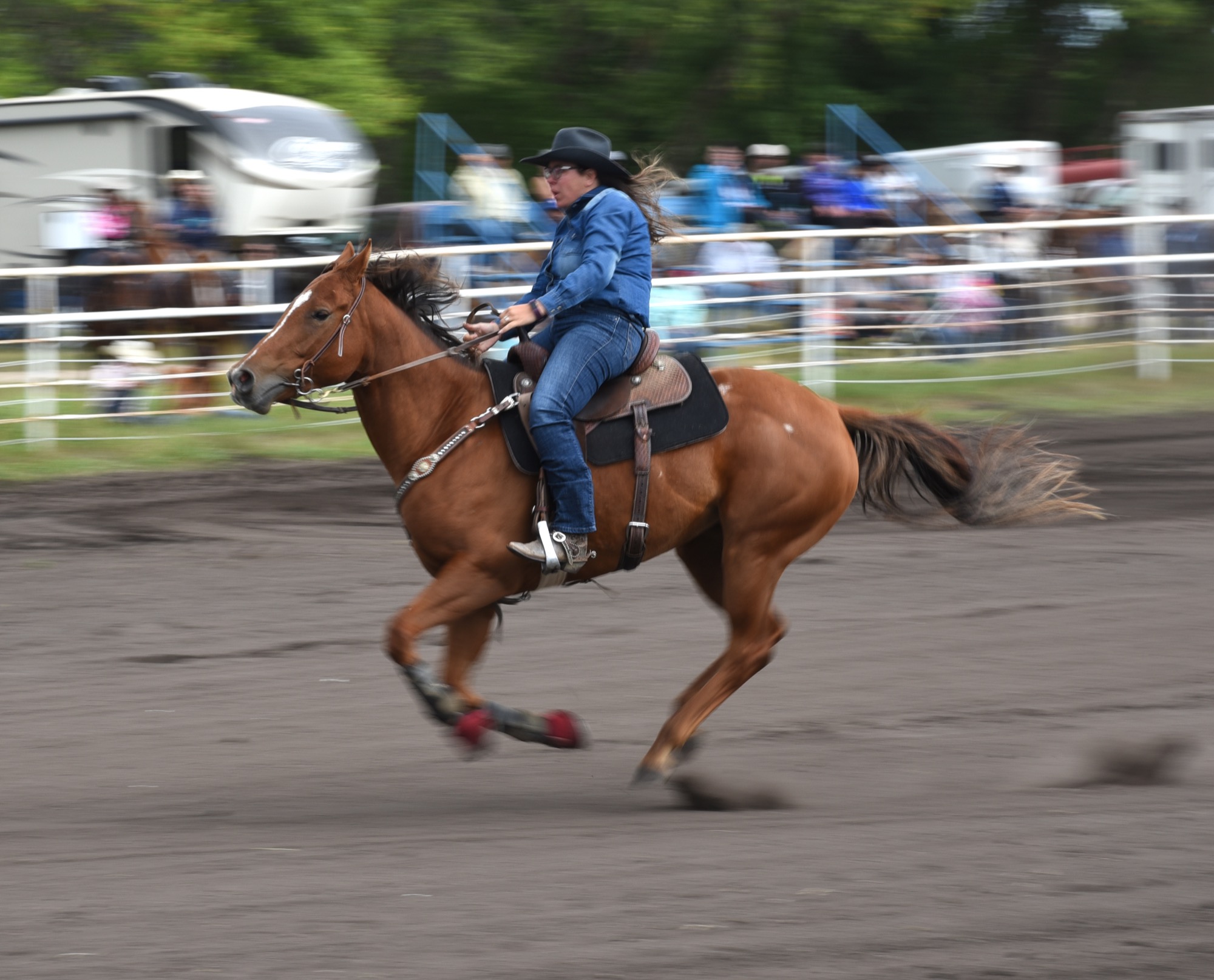 Whoopin’ it up at Virden Indoor Rodeo – Brandon Sun