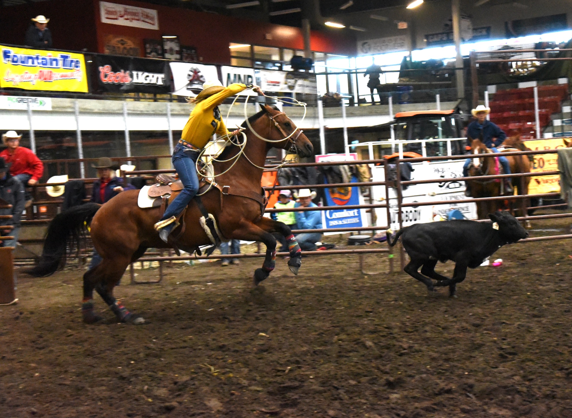 Whoopin’ it up at Virden Indoor Rodeo – Brandon Sun