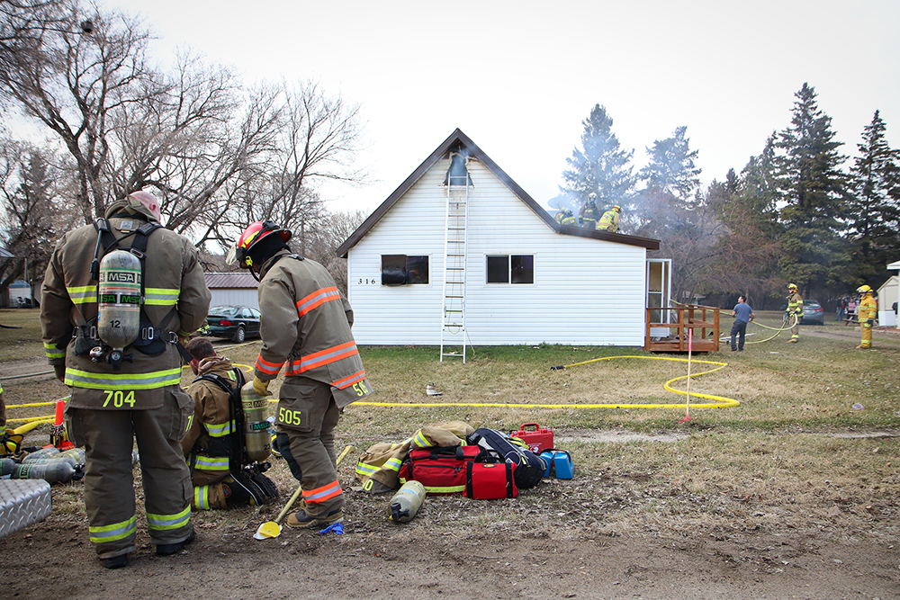 Woman dies in house fire – Brandon Sun