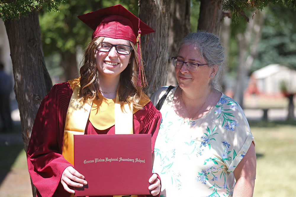 Crocus Plains rolls out red carpet – Brandon Sun