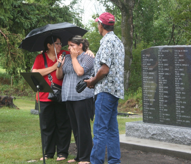 Cairn honours TB victims – Brandon Sun
