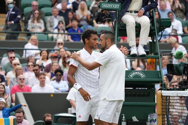 Roger Federer finds his rhythm, reaches Week 2 at Wimbledon – Brandon Sun