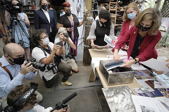 Crews searching for Confederate statue’s 1887 time capsule – Brandon Sun
