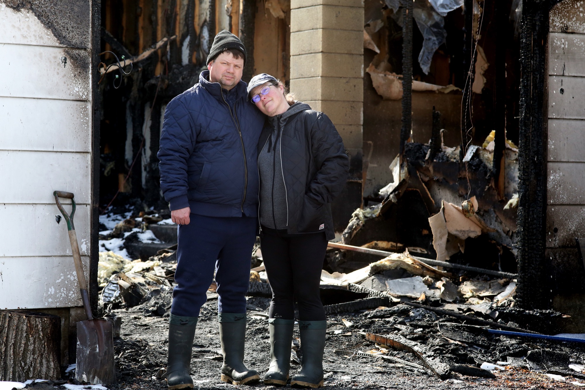 Couple regroups after house fire – Brandon Sun