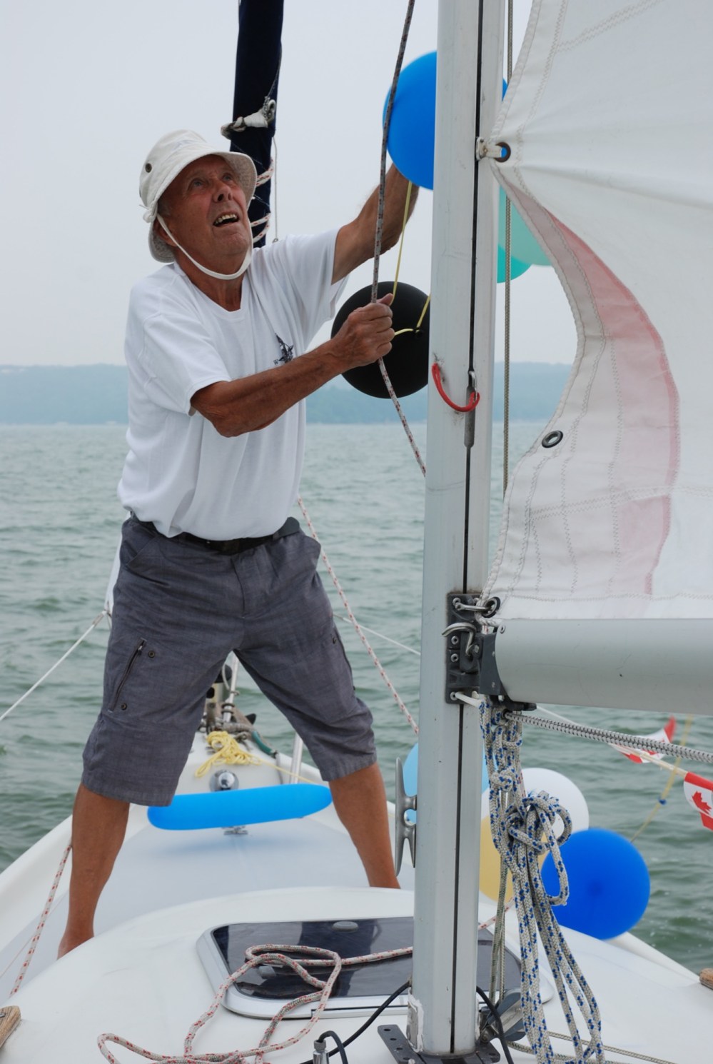 Seniors help draw attention to sailing – Brandon Sun