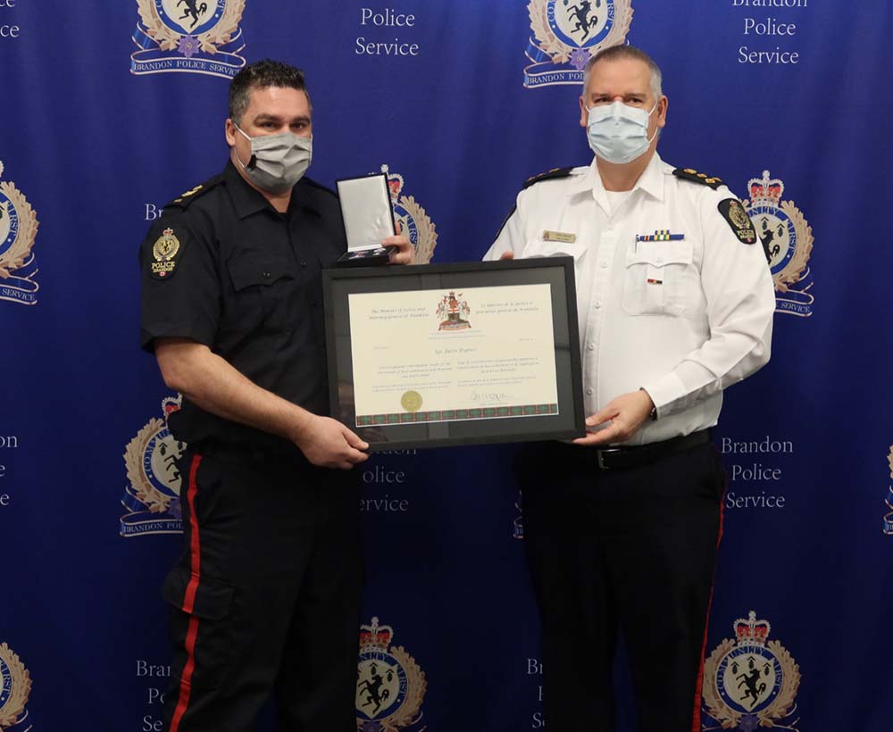 Brandon police awarded for major drug bust last spring – Brandon Sun