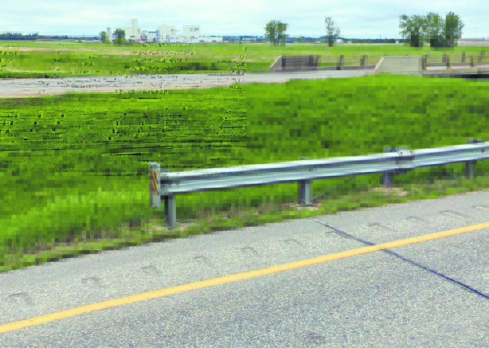 Safety concerns prompt province to replace 171 guardrails – Brandon Sun