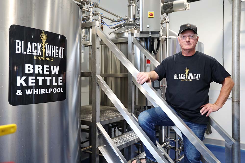 Holiday spirits in good supply – Brandon Sun