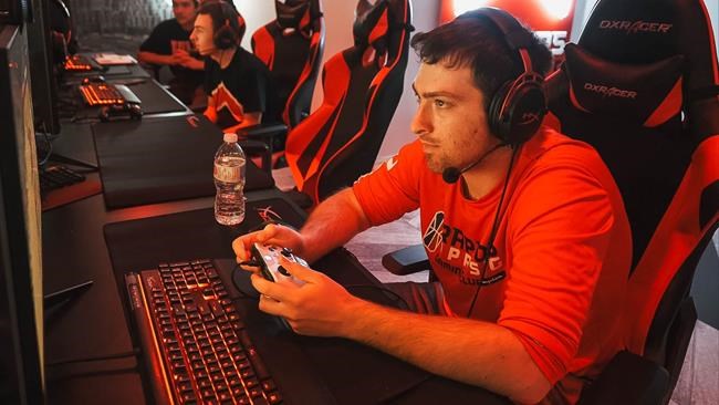 Brothers Jerry and Jake Knapp make their mark with unbeaten Raptors ...